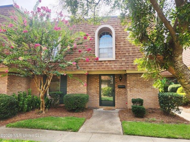 5155 Wayneland Dr Apt M1, Jackson, MS 39211