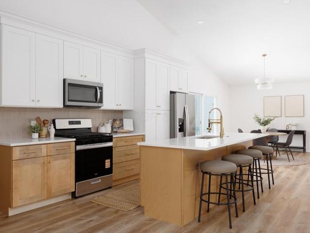 5156 Locust Post Ln, Columbus, OH 43230