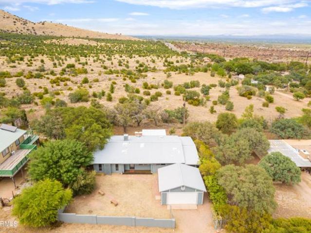 5157 E Lower Stump Rd, Hereford, AZ 85615