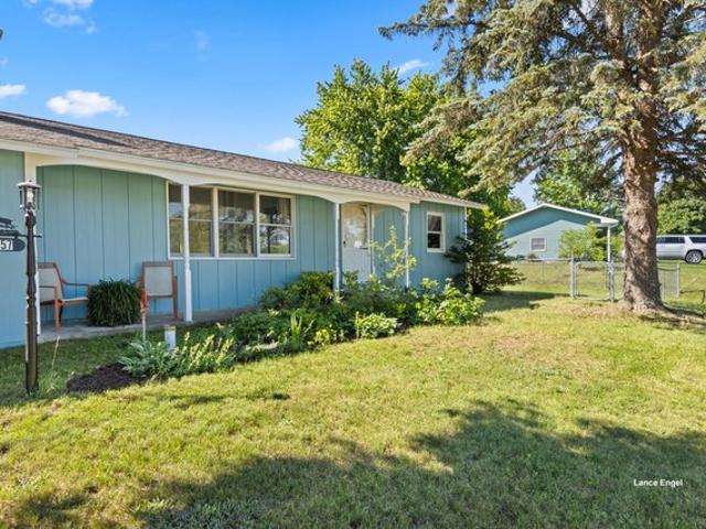 5157 Highland Dr, Traverse City, MI 49685