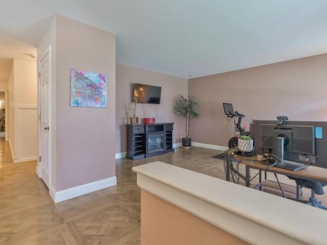 5157 W Sherwood Drive