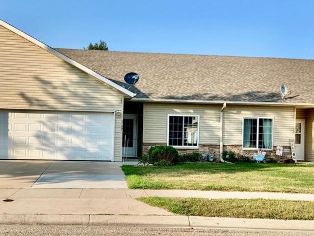 5157 Weatherstone Dr NW, Rochester, MN 55901