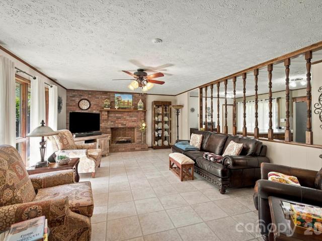 5158 Bob Farr Drive