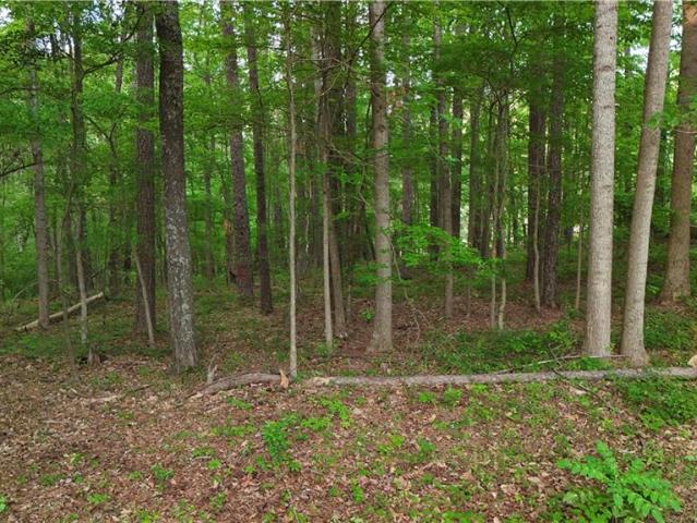5158 W Holiday Ct SE, Acworth, GA 30102 | MLS #7697 | Compass
