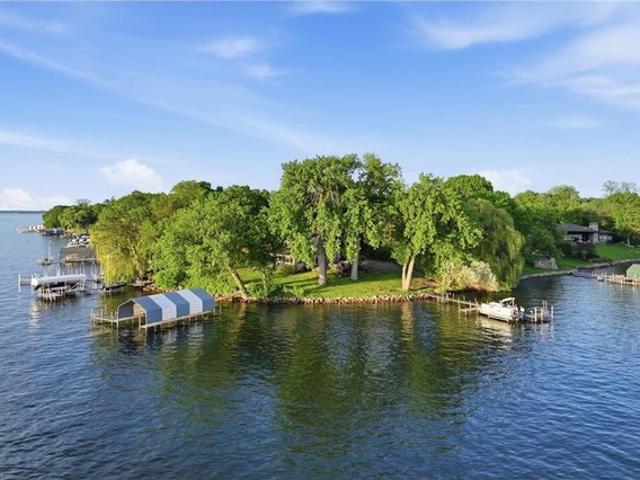 5150 Meadville St, Excelsior, MN 55331