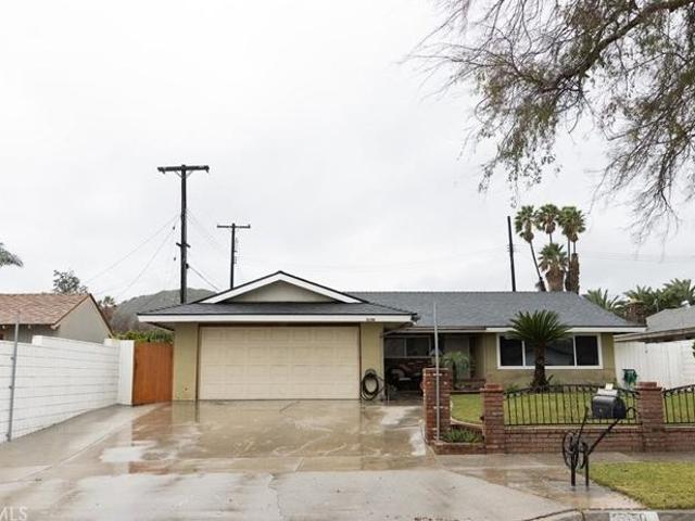 5150 Hallmark St, Riverside, CA 92505