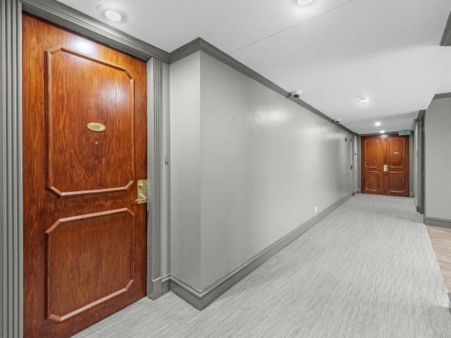 5150 Hidalgo Street 202
