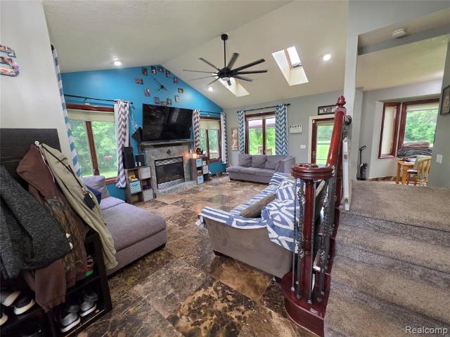5150 W Carpenter Road