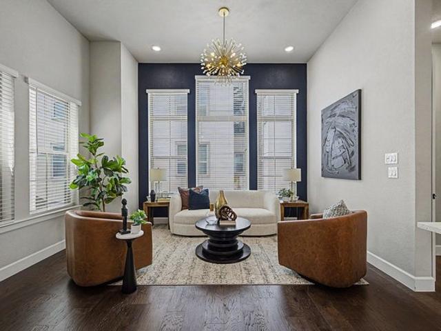 5152 Brickellia Dr, Dallas, TX 75209