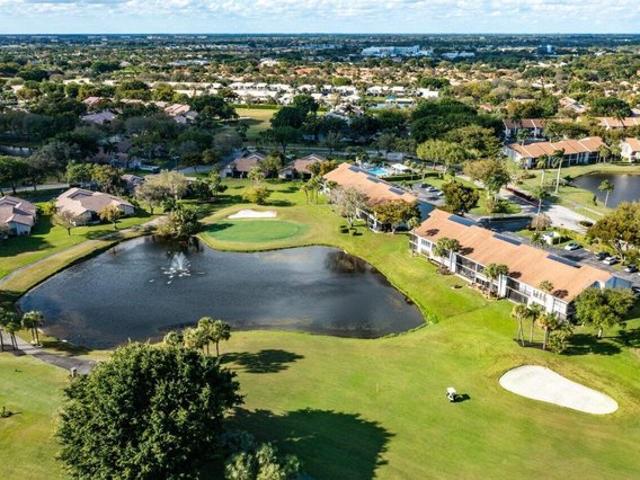 5152 Golfview Ct, Delray Beach, FL 33484
