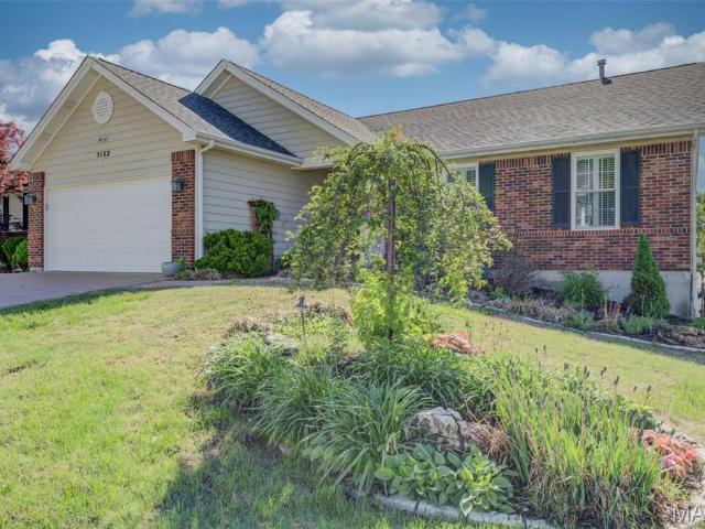 5152 Kings Park Dr, St. Louis, MO 63129 | MLS #26019 | Compass