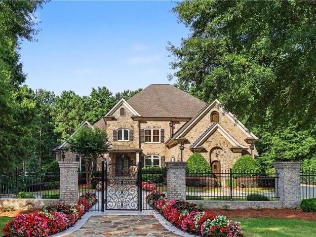 5152 Legends Dr, Braselton, GA 30517