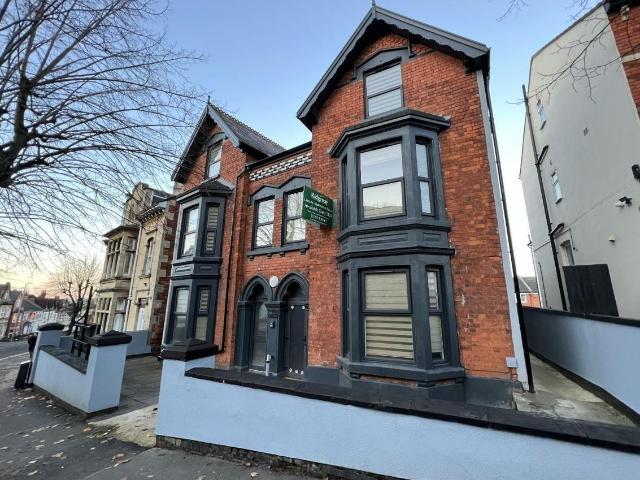 51/52 Victoria Road, Swindon SN1, 1 bed flat to rent, £850 pcm | PrimeLocation