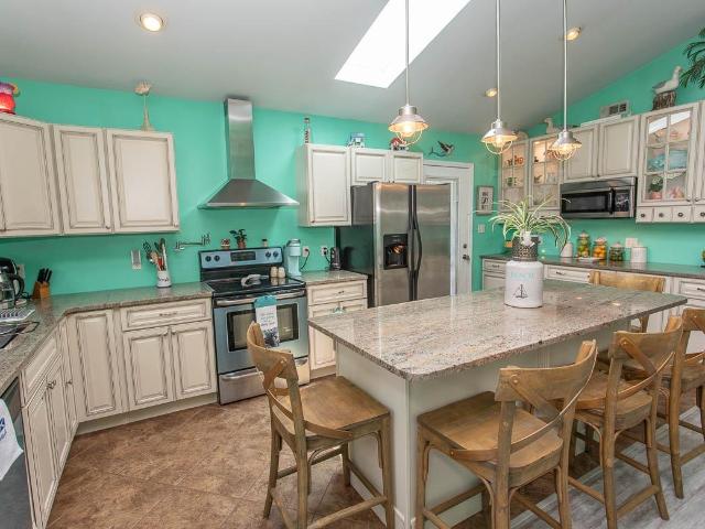 515 36th Ave. N A
