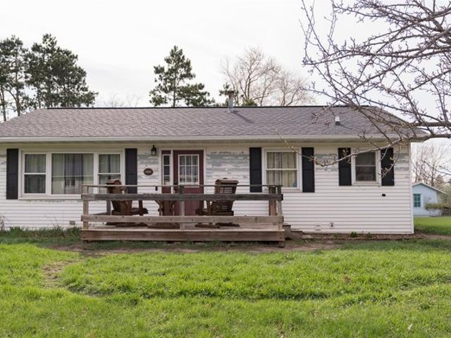 515 5th Ave S, Strum, WI 54770