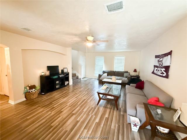 515 Camp Court