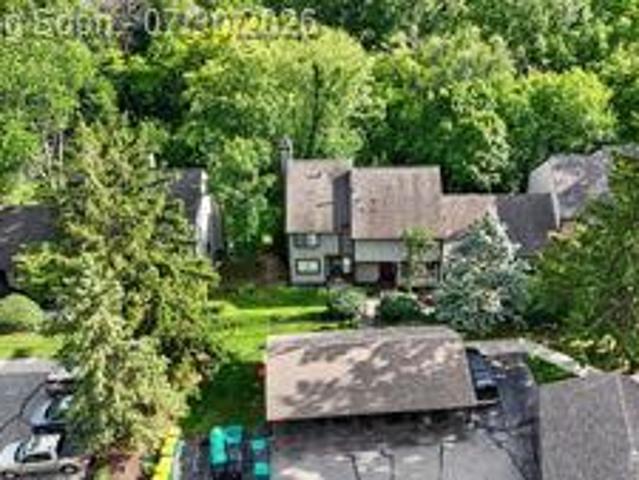 515 Carberry Hill