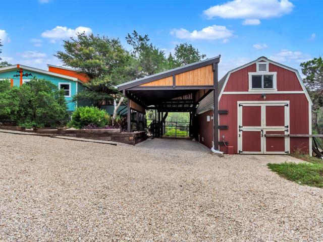 515 Circle Dr
