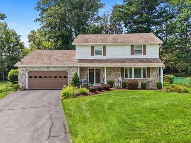 515 Alfred Dr, Endwell, NY 13760