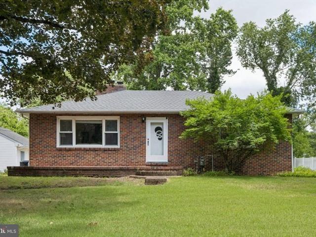 515 Almonesson Rd, Blackwood, NJ 08012