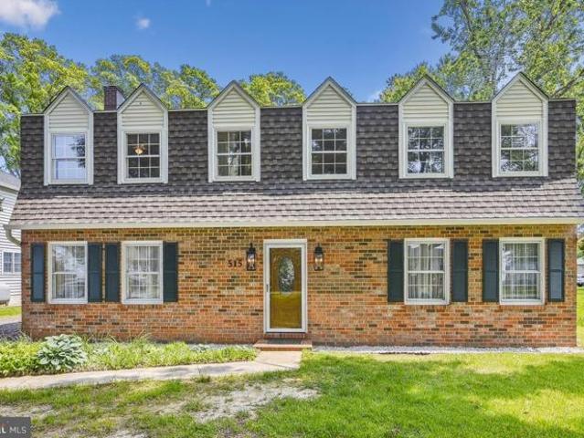 515 Bayside Dr, Stevensville, MD 21666