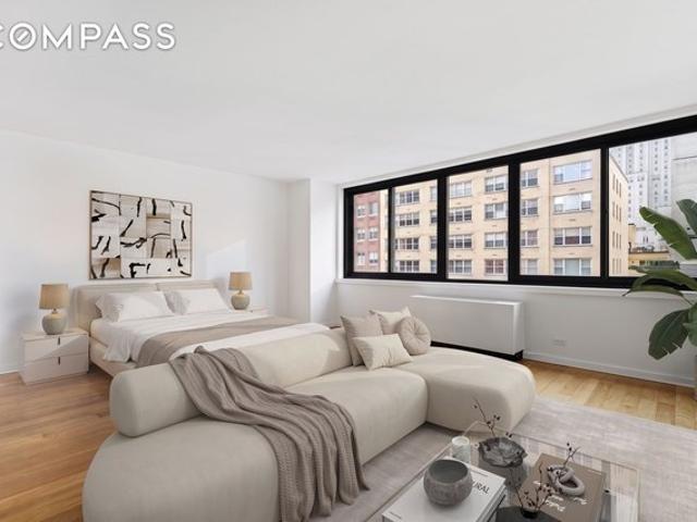 515 E 72nd St Unit 11EE, Manhattan, NY 10021