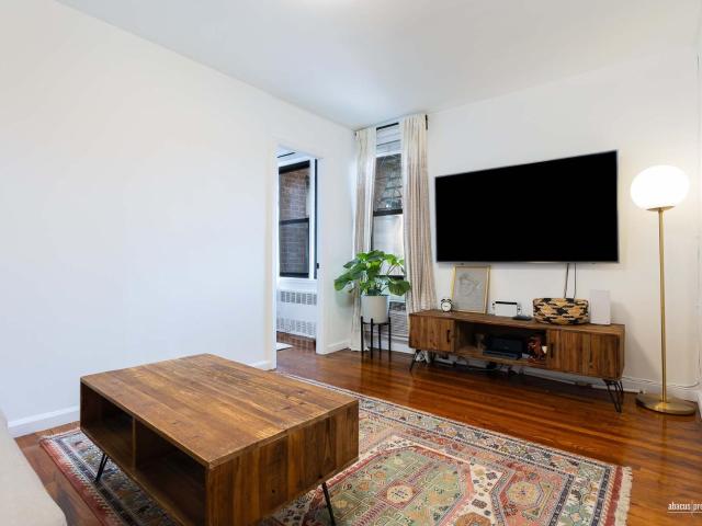 515 E 7th Street 2A
