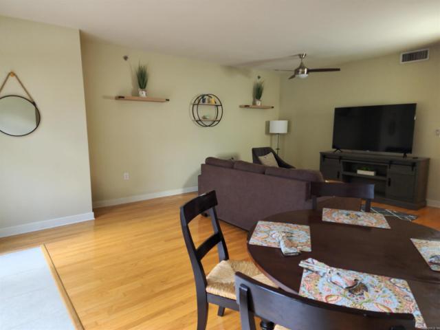 515 E Capitol Unit 102 Avenue # 102