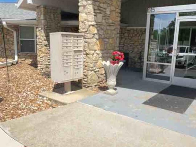 515 E Morse Ave 1 Bedroom Apartment for Rent at 515 E Morse Ave, Bonner Springs, KS 66012 Bonner Loring