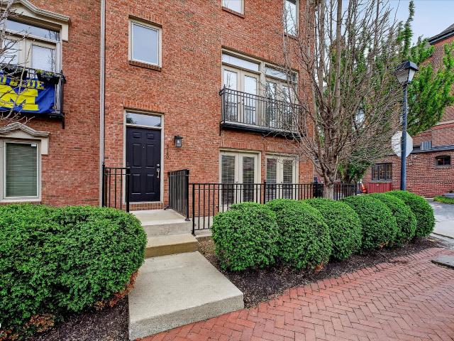 515 E New York St, Indianapolis, IN 46202 | MLS #22092 | Compass