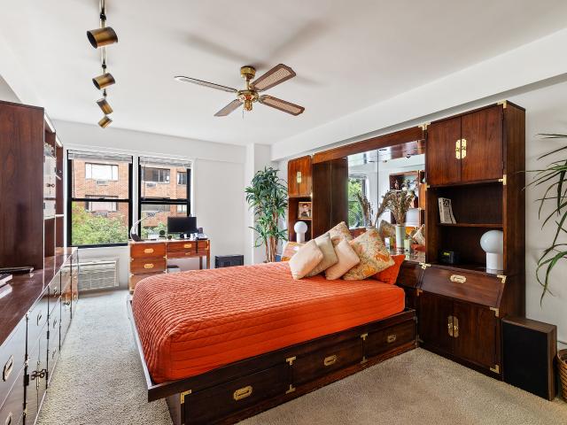 515 East 85th Street, Unit 6D | Compass