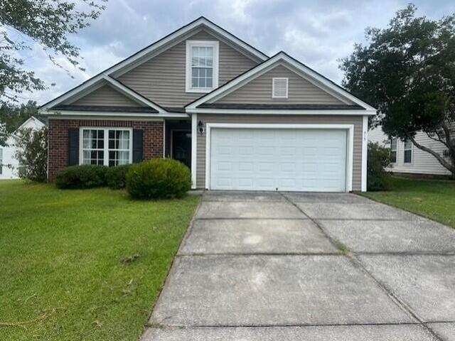 515 Evening Shade Dr, Moncks Corner, SC 29461