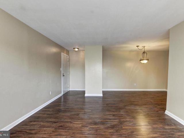 515 Florida Avenue # 102