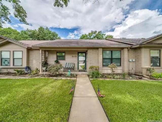 515 FROSTWOOD, New Braunfels, TX 78130