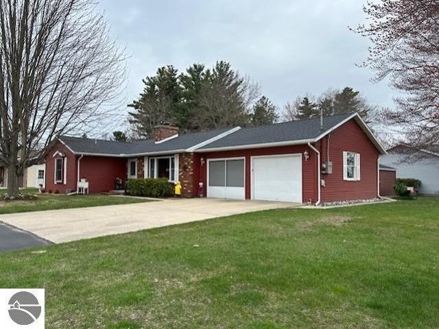 515 Huron St, East Tawas, MI 48730