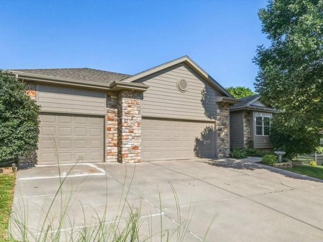 515 Monterey Cir, Council Bluffs, IA 51503