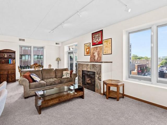 515 Main St Apt 401, Evanston, IL 60202