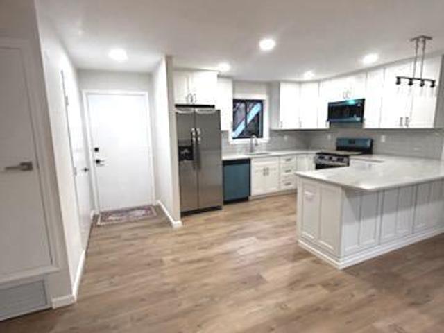515 Meadow Woods Ln, Lawrenceville, NJ 08648 | MLS #NJME2073