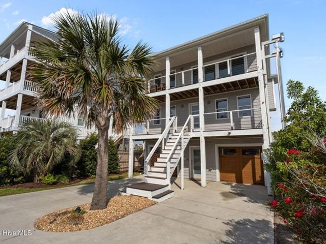 515 N Topsail Dr, Surf City, NC 28445