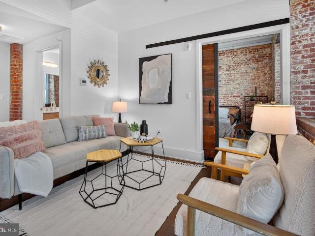 515 N Washington Street # 105