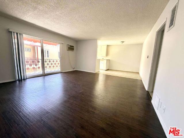 515 N Alfred St, Unit 208, West Hollywood, CA 90048 | MLS #26663 | Compass