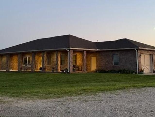 515 N Dalton St, Everton, MO 65646