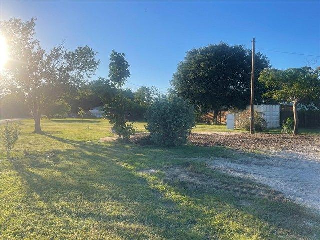 515 N FM 2353, Possum Kingdom Lake, TX 76449