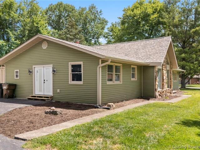 515 N Hereford Lane