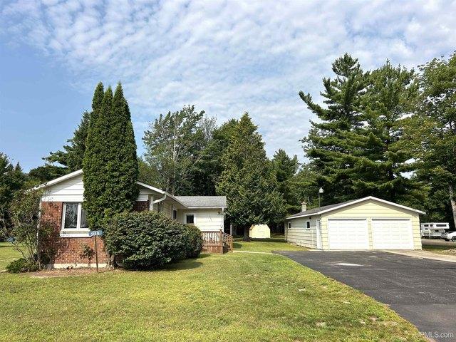 515 N Intake Park Rd, Manistique, MI 49854