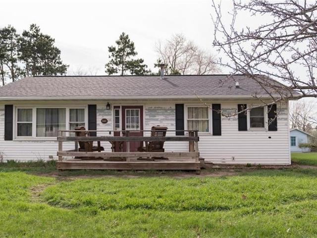 515 S 5th St, Strum, WI 54770
