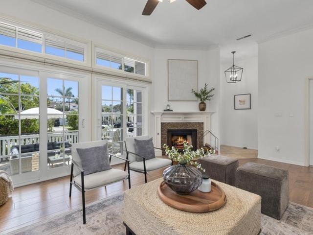 515 S Broadway Apt B, Redondo Beach, CA 90277