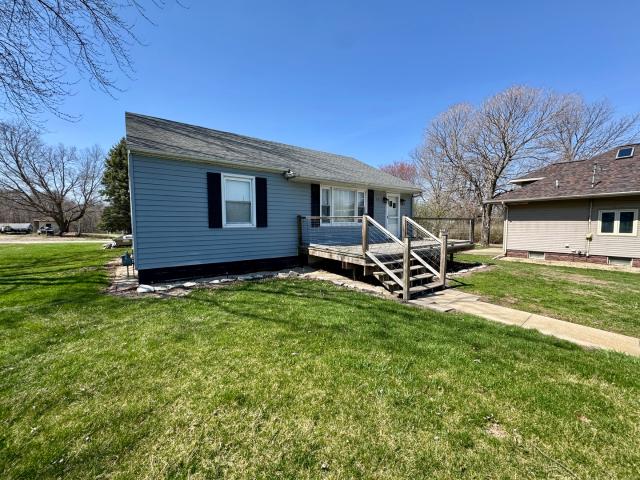 515 S Park St, Sheffield, IL 61361 | MLS #12605 | Compass