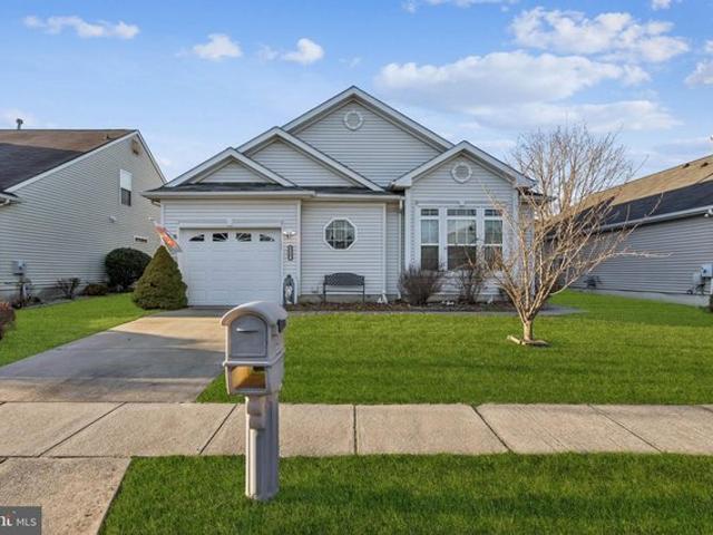 515 Saint Kitts Dr, Williamstown, NJ 08094
