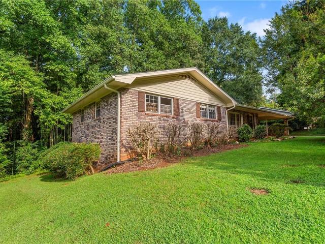 515 Shay Drive SW